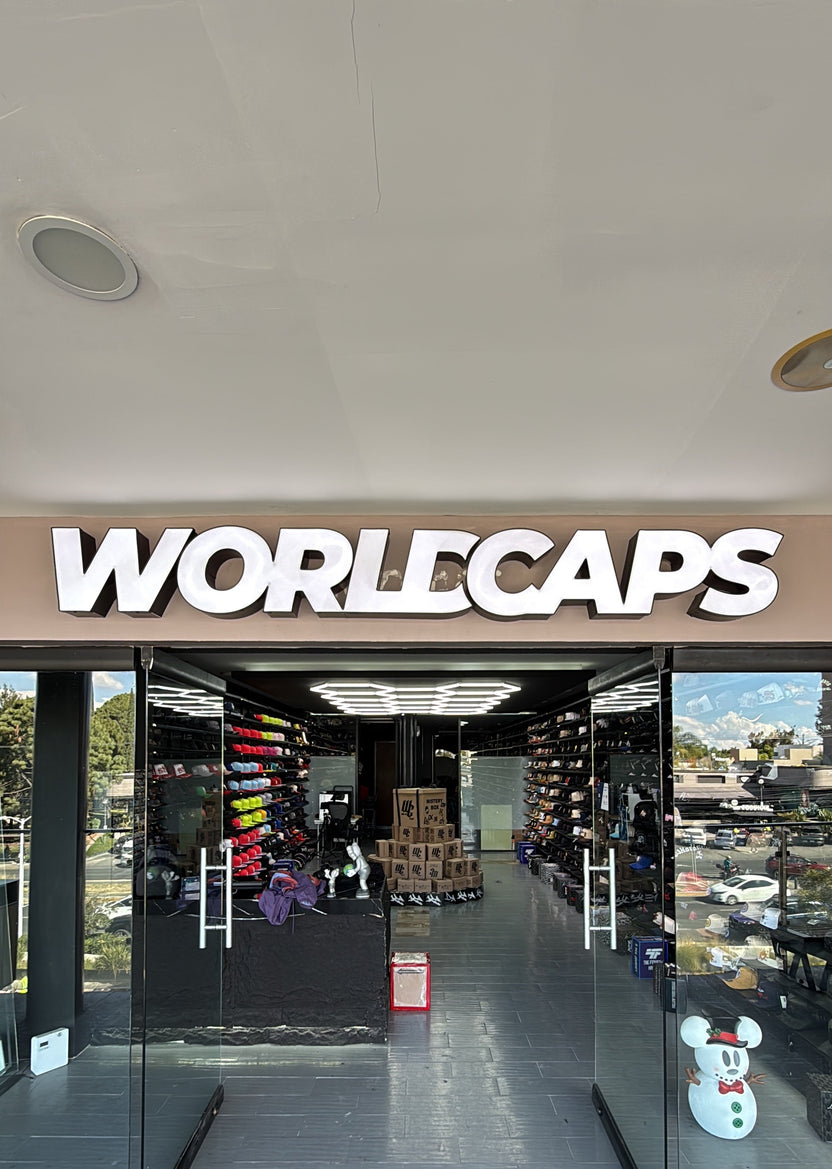 WORLD CAPS STORE